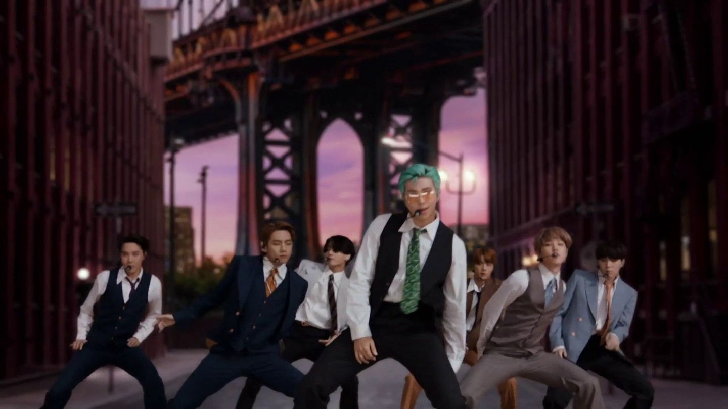BTS wins 4 awards at MTV VMAs including Best Pop - Best of Korea