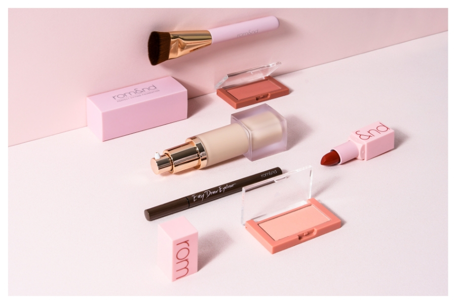 The Hottest K-Beauty Makeup Products on TikTok - Best of Korea